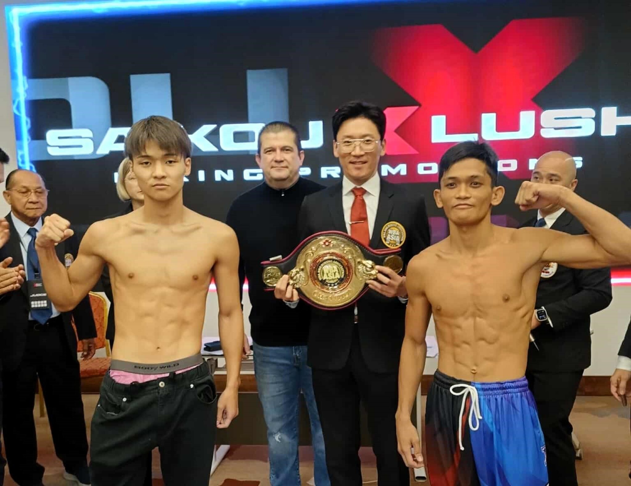 Tagacanao makes weight for WBA title fight, Sano comes in heavy