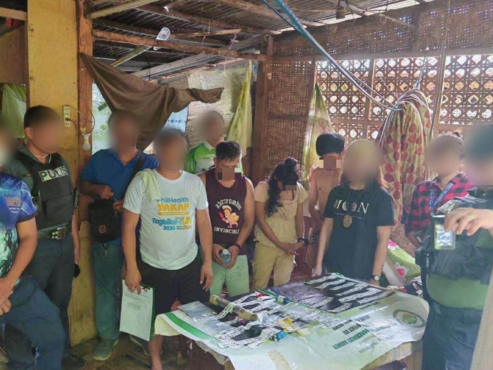 Bohol drug bust: 3 nabbed in Tagbilaran City drug den, 1 flees