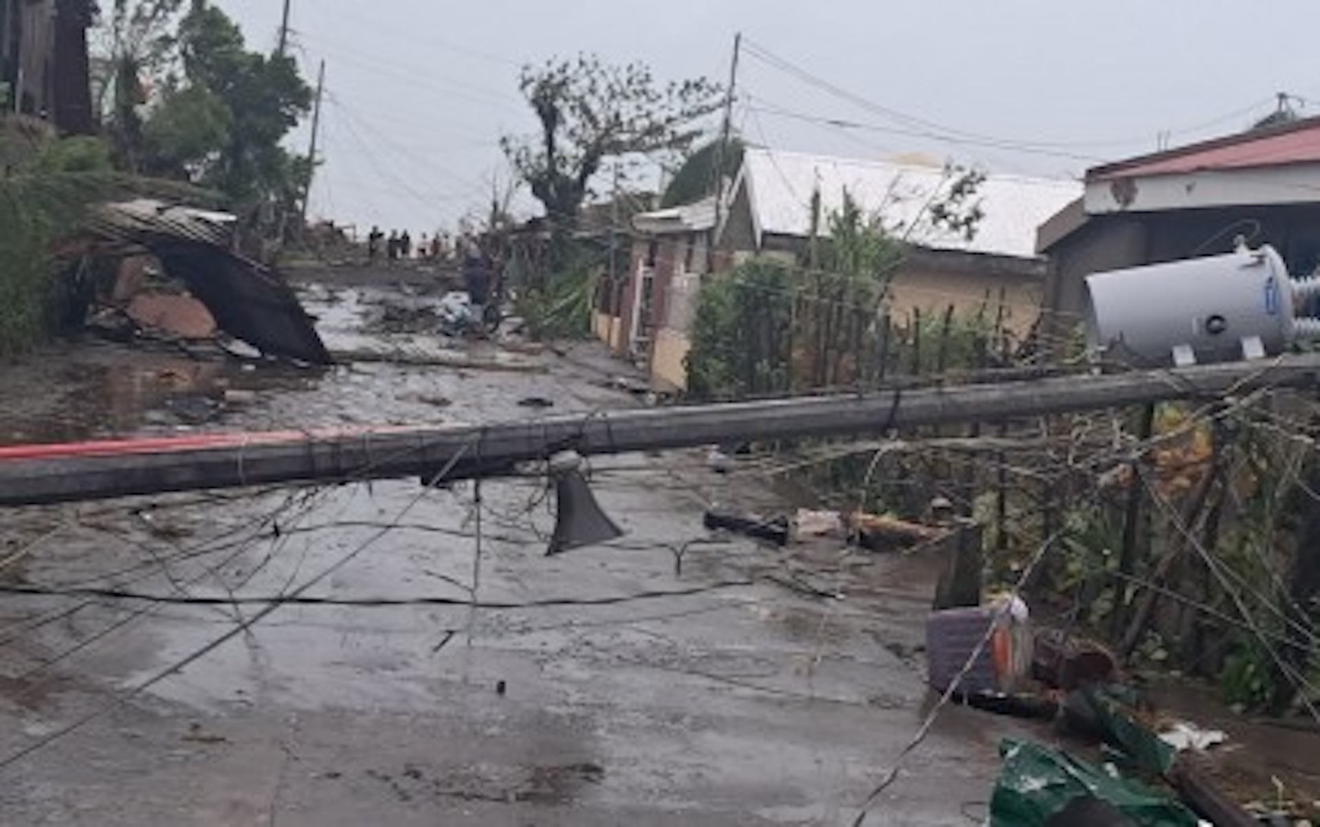 Impact of Uwan expands to 2M people as death toll climbs to 6