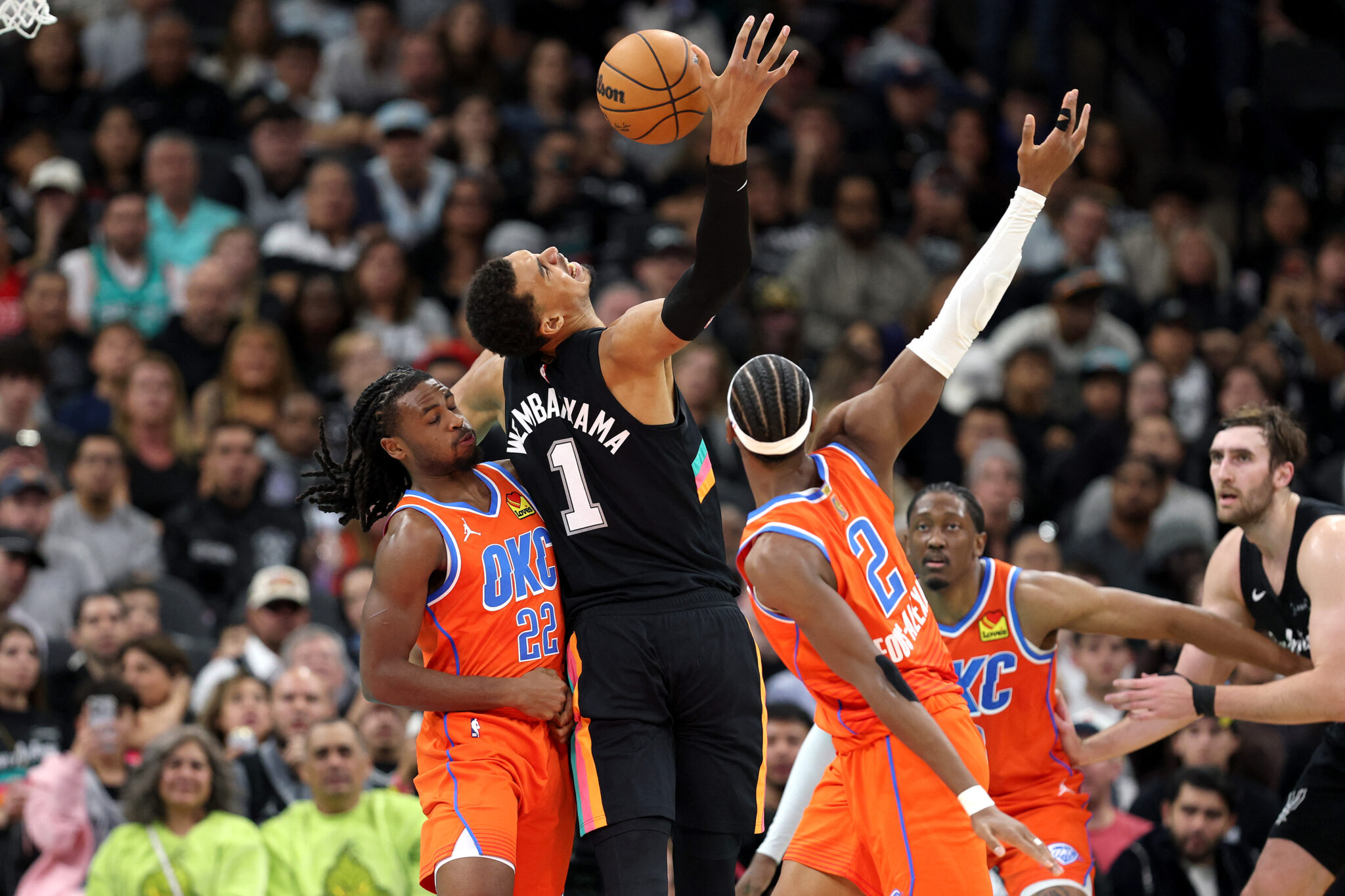 NBA: Spurs beat Thunder for 2nd time in 10 days