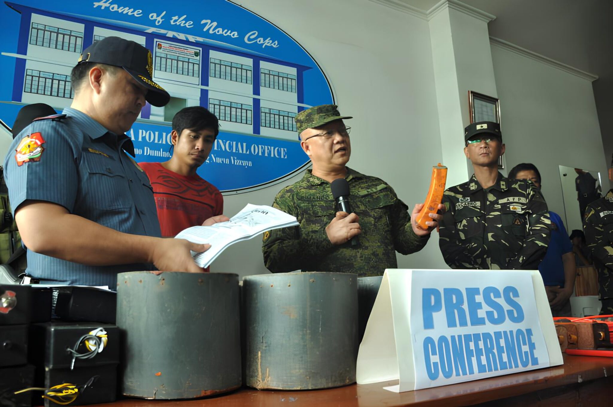 NPA explosives kill 2 ahead of Christmas ceasefire