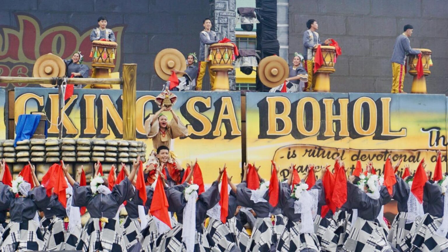 Sinulog 2026: Tagbilaran City bags two major awards