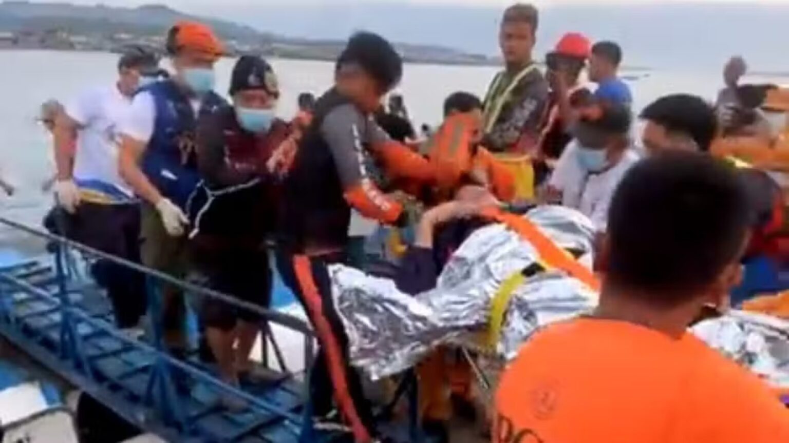 RoRo boat sinking off Basilan ‘not overloaded,’ says PCG