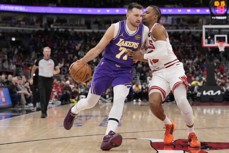 NBA: Luka Doncic scores 46 points as Lakers beat the Bulls