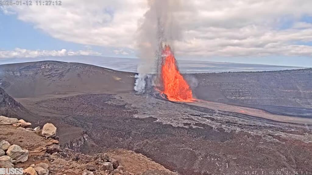 Kilauea volcano in Hawaii puts on spectacular lava display